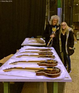 Mini Mays – Popular tour merch – brianmay.com