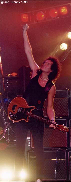 On This Day in Queen History - 25 October - brianmay.com