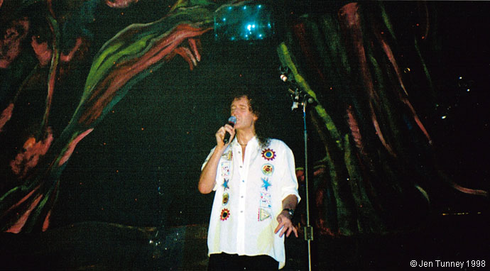 On This Day in Queen History - 27 October - brianmay.com
